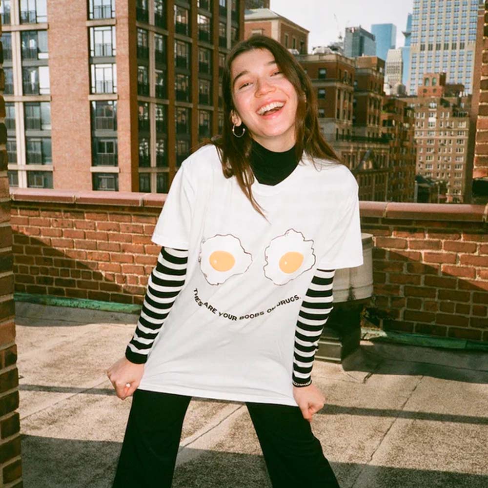 Boobs on Drugs Puff Paint Tee in White | Edie Parker | T-shirt - Jane